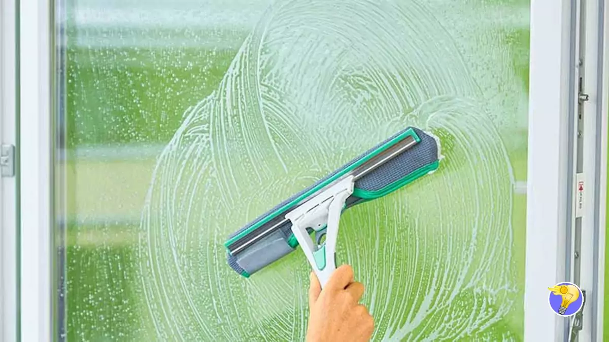 Astuce Magnifique pour Faire Briller vos Vitres de Nouveau